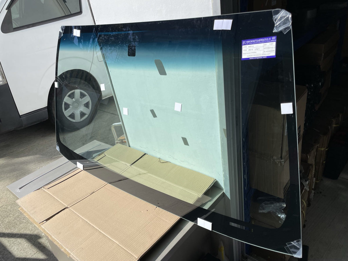 Toyota Hilux Ute Windscreen TGN/KUN/GGN 2005-2015 – Auto Guys Group