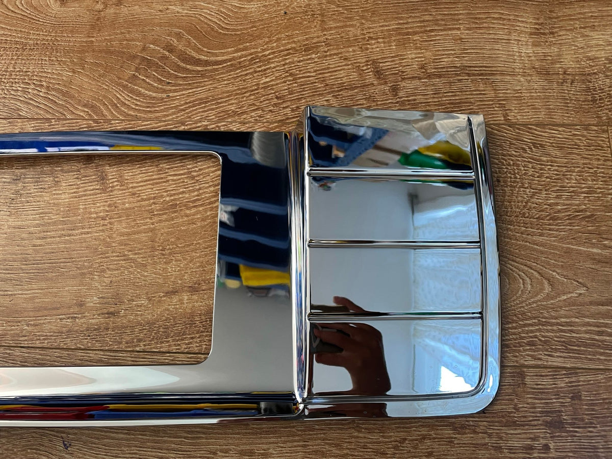 Toyota Hiace Tailgate Number Plate Frame Covers Chrome 2005-2014 – Auto ...